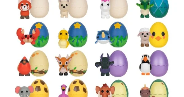 Jazwares Roblox Adopt Me! Surprise Pet Mini Figure - Plastic figure